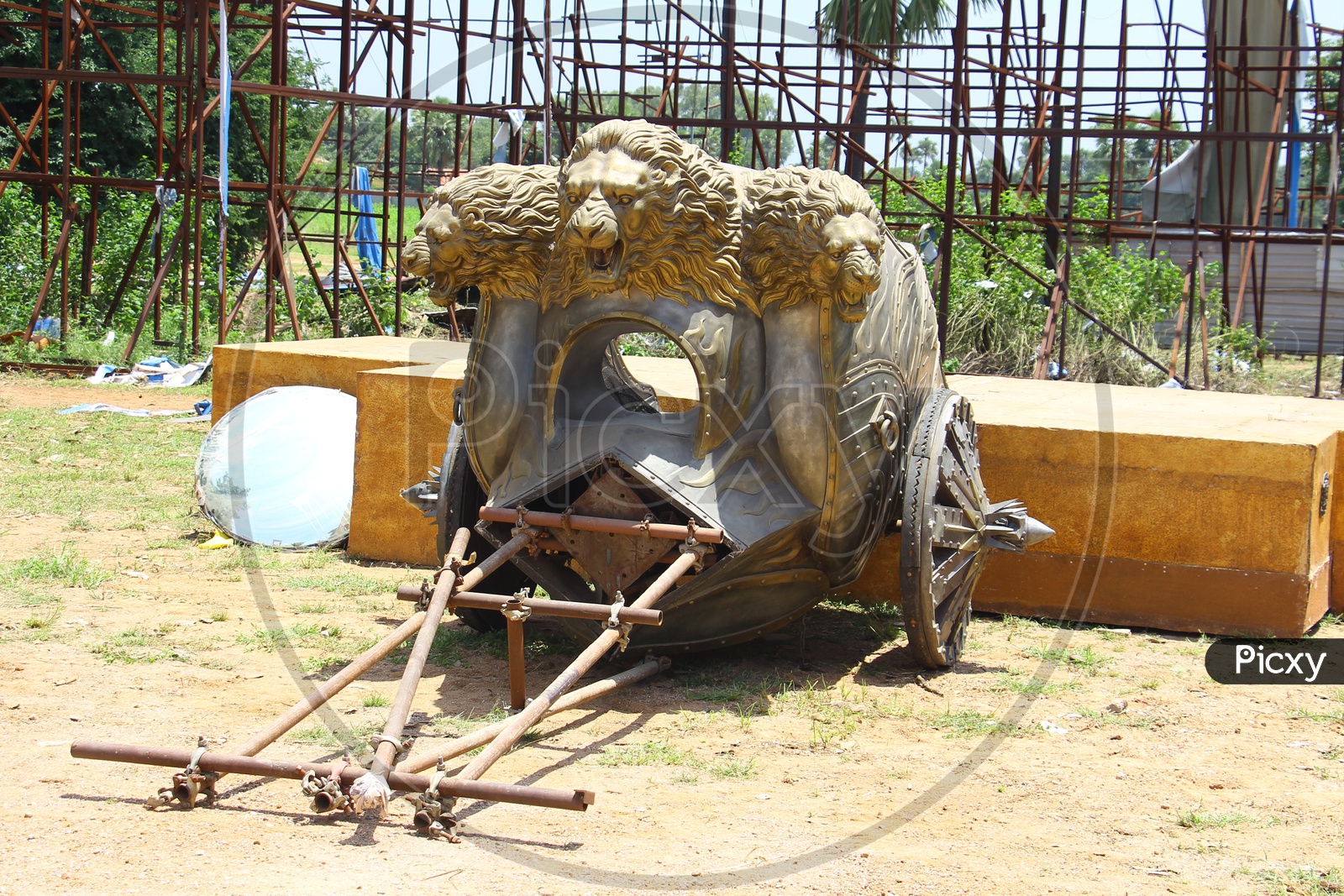 Image of Bahubali Movie Mahismathi Kingdom Sets in Ramoji Film City ...