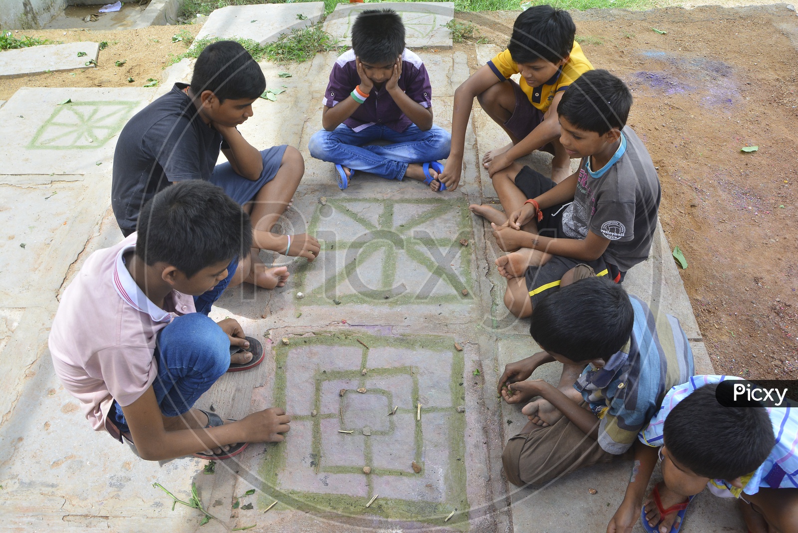 Image of Young Children Playing Board Games In Rural Indian Villages ...