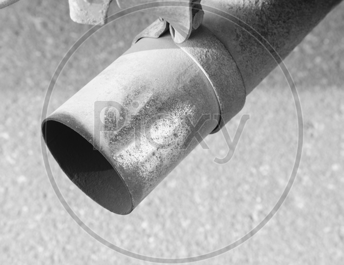 Image of Smoke Exhaust Pipe of a Motor Vehicle-QW918938-Picxy