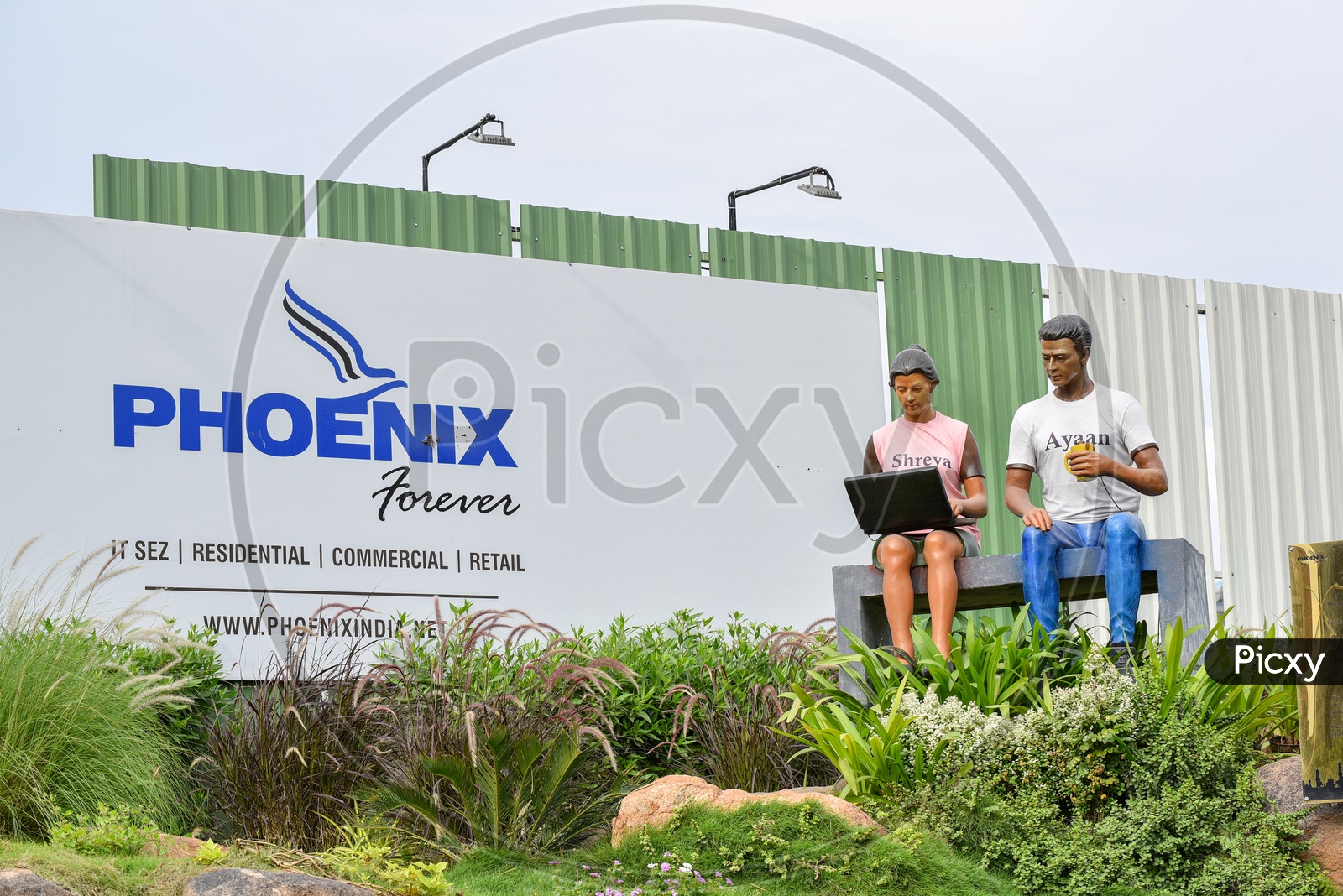 Image of Phoenix Business Hub or Phoenix SEZ-KU679970-Picxy