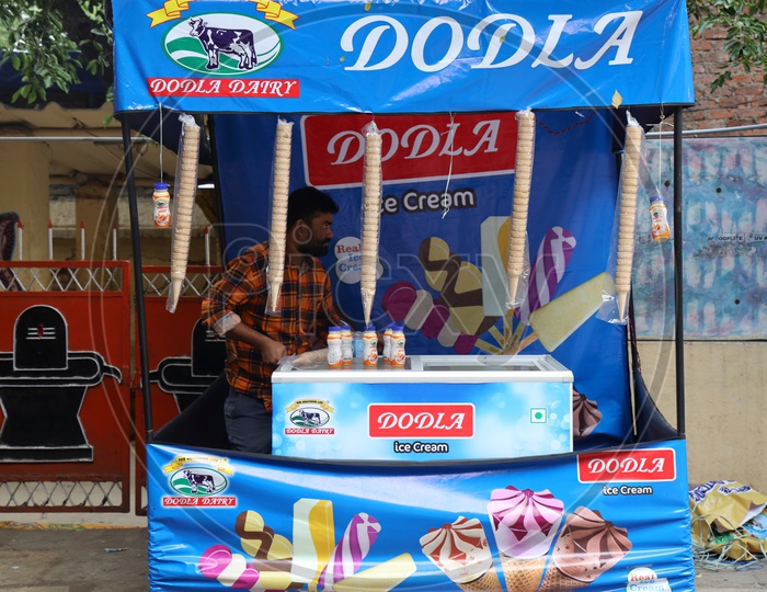 Image of Dodla Dairy Outlet-WJ882163-Picxy