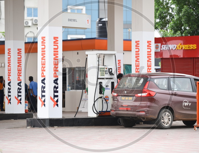 Image of Fuel Filling points inside a Petrol Bunk-JZ967732-Picxy