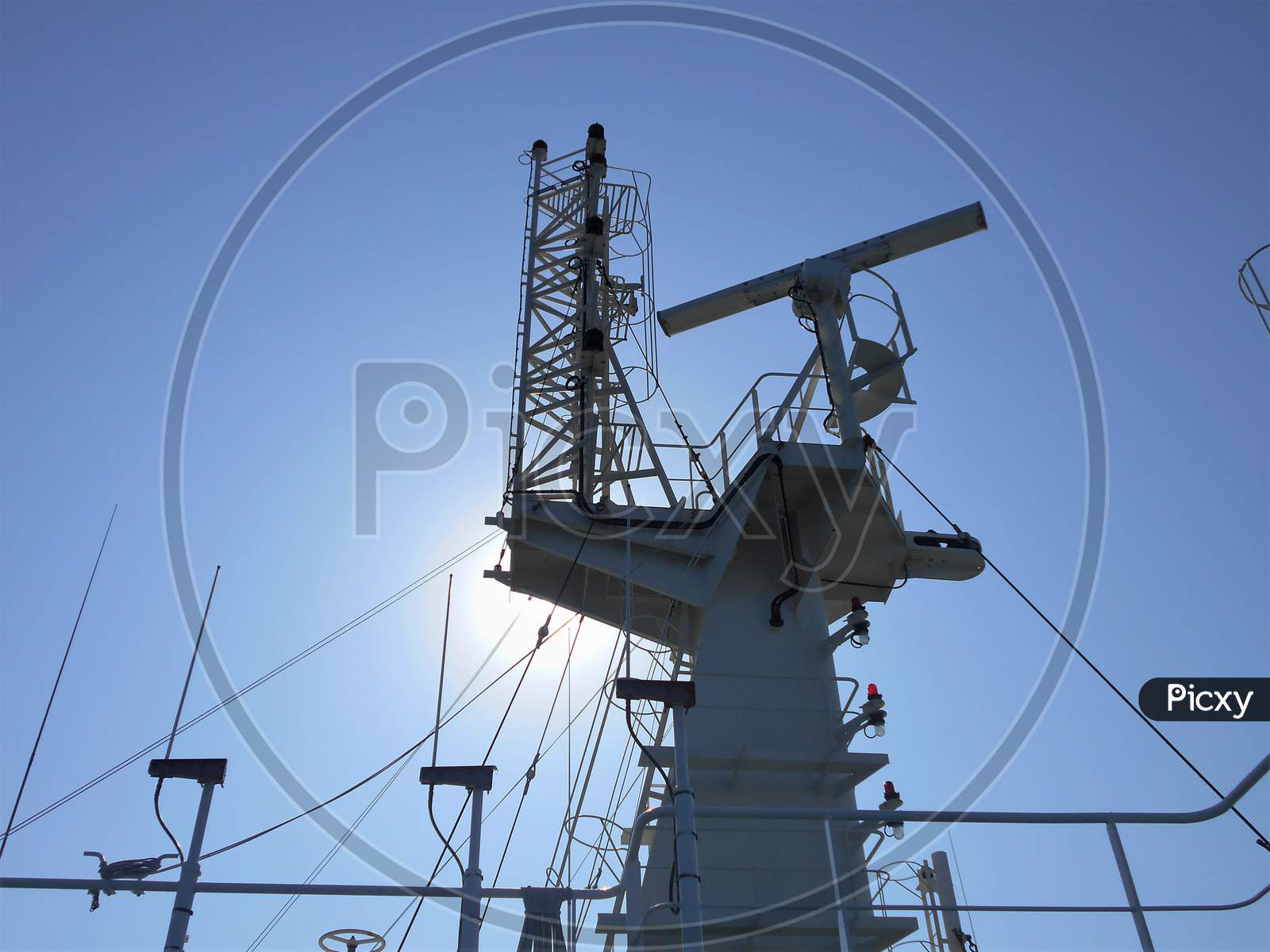 Image of View Of A Ships Main Mast-WC411467-Picxy