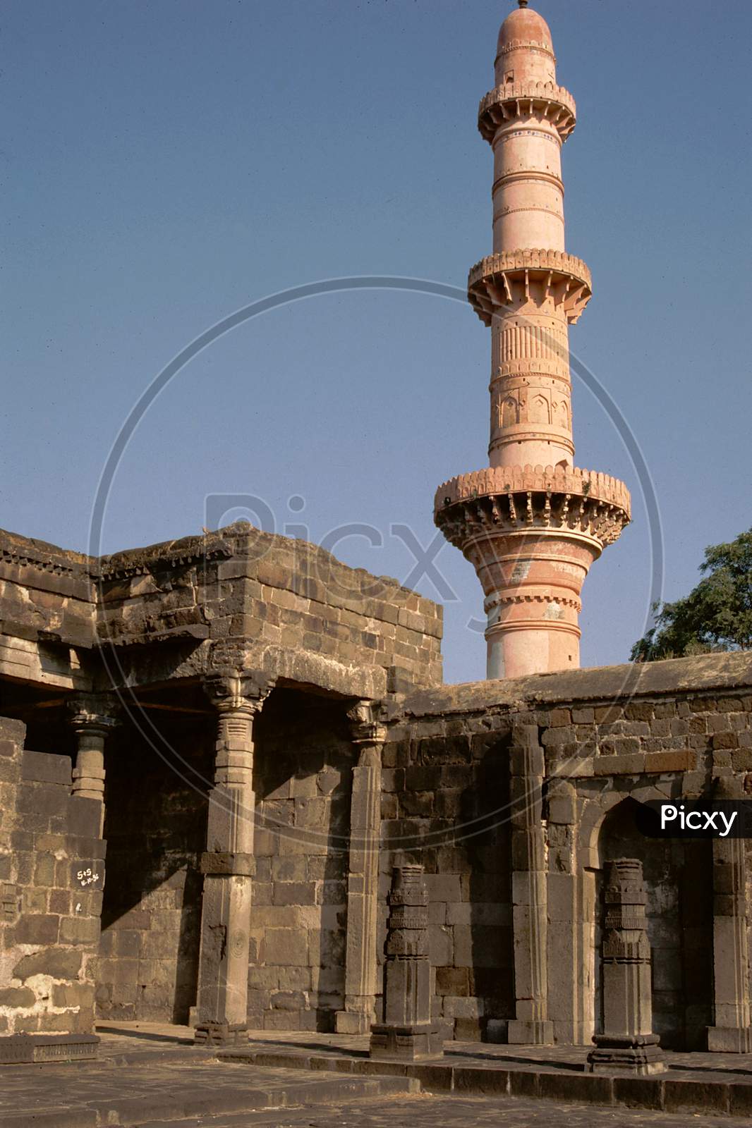 Image of Chand Minar At Daulatabad-WM054651-Picxy