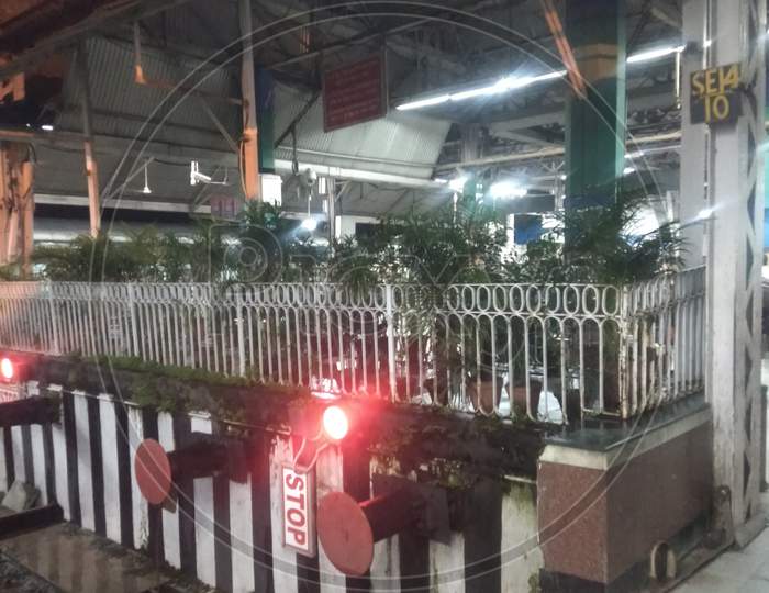 Image of Howrah station near-EI496127-Picxy