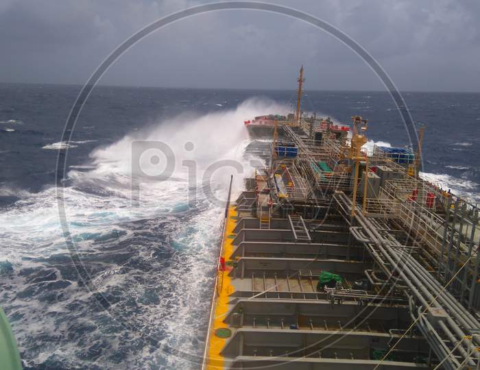 Image of A Merchant Ship Underway At Sea In Rough Weather-ZA580899-Picxy