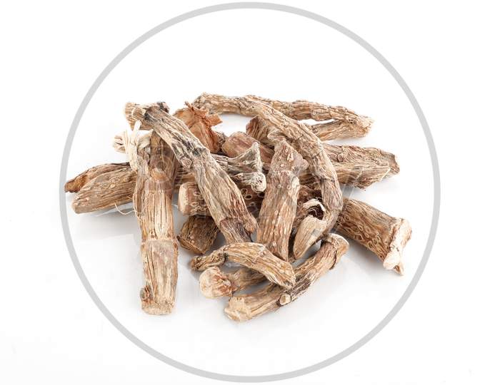 Image of Ayurvedic Giloy Herbal Leaves. Rajasthan, India-UD725673-Picxy