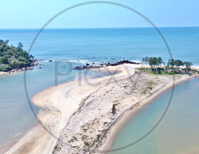 Image of Rajbag Beach, South Goa-HI064221-Picxy