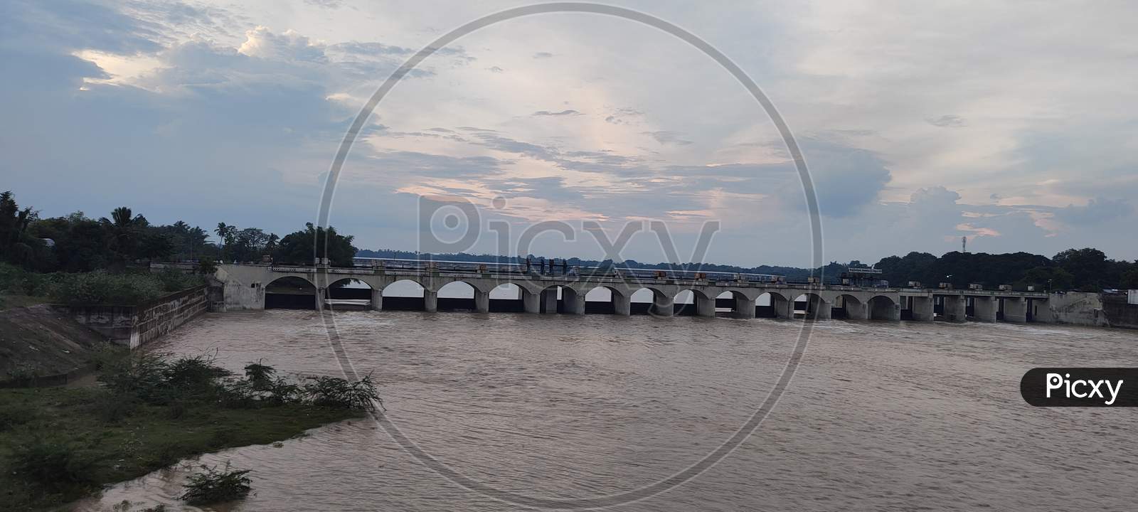 Image of Vellar river bridge-VX344369-Picxy
