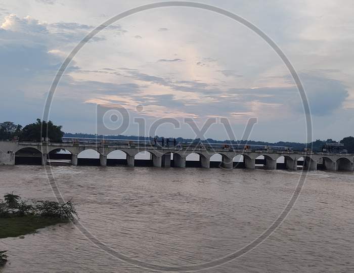 Image of Vellar river bridge-VX344369-Picxy