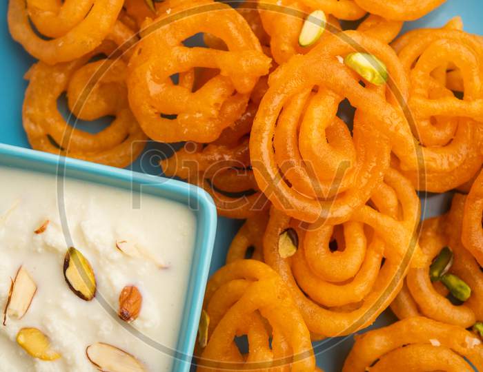 Image of Rabri Jalebi Or Imarati With Rabdi Made From Condensing Milk ...