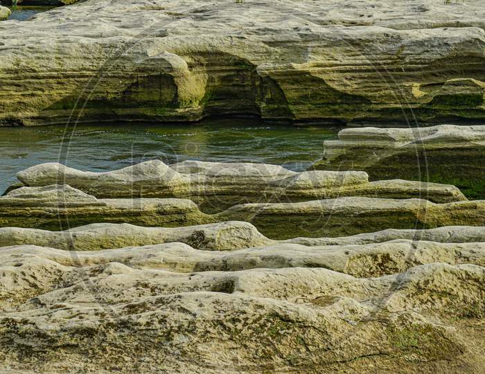 Image of Rock Formations Band Of Tama River (Tokyo Akishima)-MF157778-Picxy