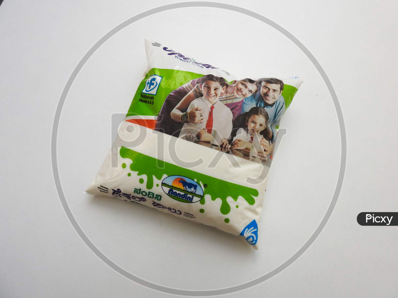 Image of Closeup Of Green Color Kmf'S Nandini Special Toned Milk Pack ...