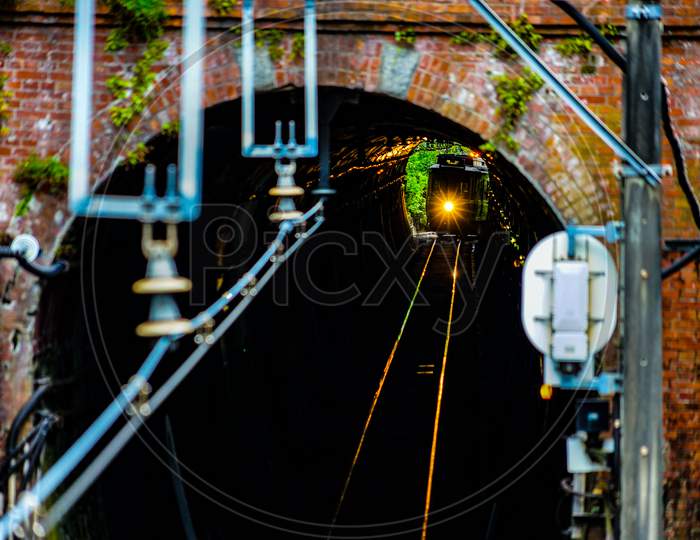 Image of Power Dong (Polar Temple Tunnel) And Enoshima Electric Railway ...