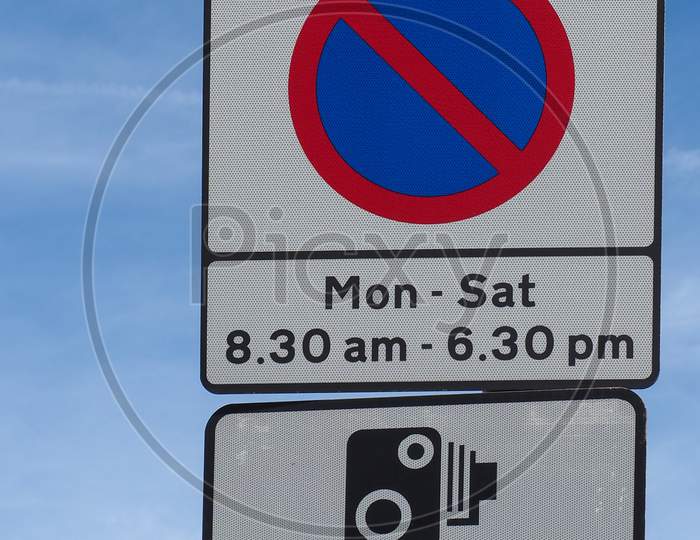 Image of Controlled Zone No Parking Traffic Enforcement Cameras Sign ...