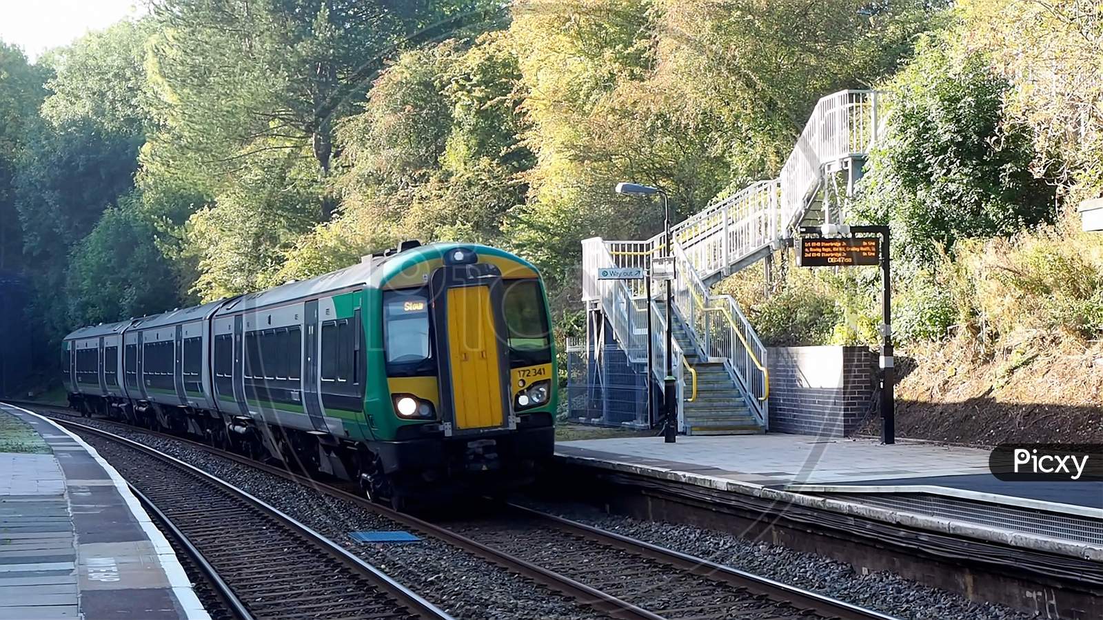 Image of Tanworth In Arden, Uk - Circa 2015: Train Approaching Platform ...
