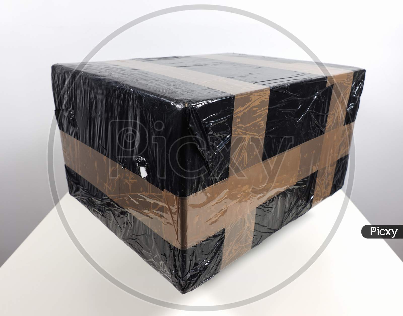 Image of Black Packet Parcel-TO766255-Picxy