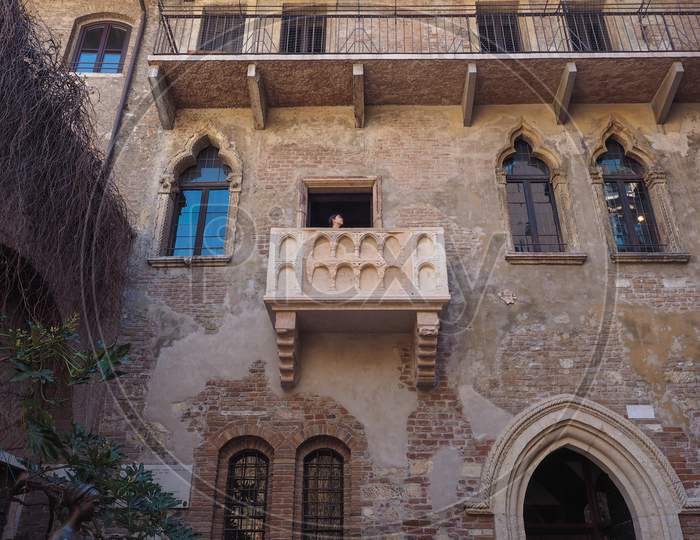 Image of Verona, Italy - Circa March 2019: House Of Juliet Capulet ...