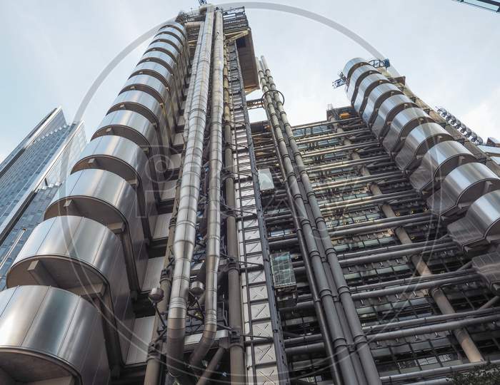 Image of London, Uk - September 29, 2015: Lloyd Of London Is An Iconic ...