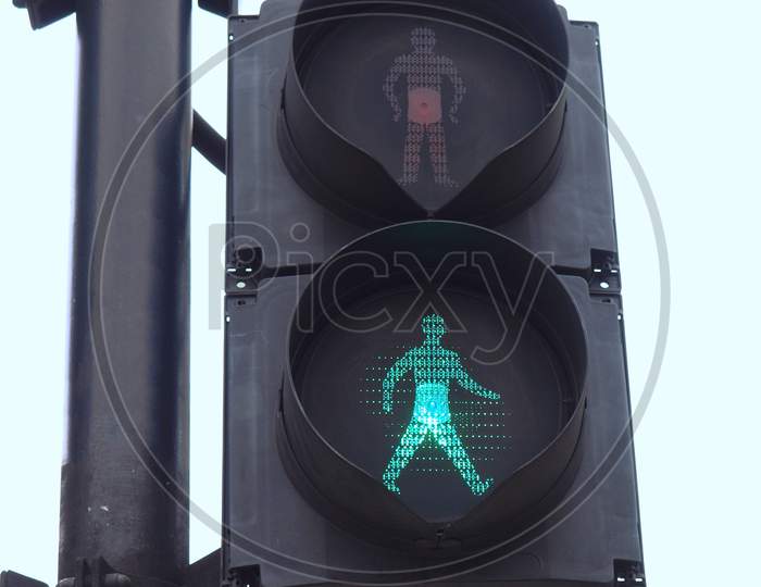 Image of Green Light Sign-CH995792-Picxy