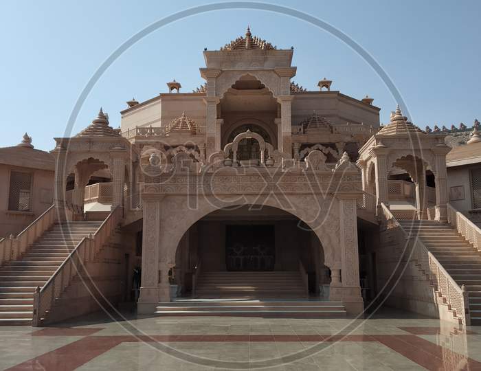 Image of tample-HV565080-Picxy