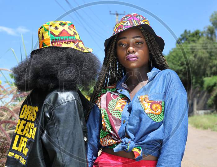 Image of Beauty this African American lady is wearing the Traditional ...