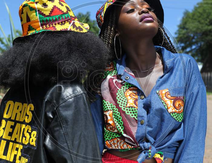 Image of Beauty this African American lady is wearing the Traditional ...
