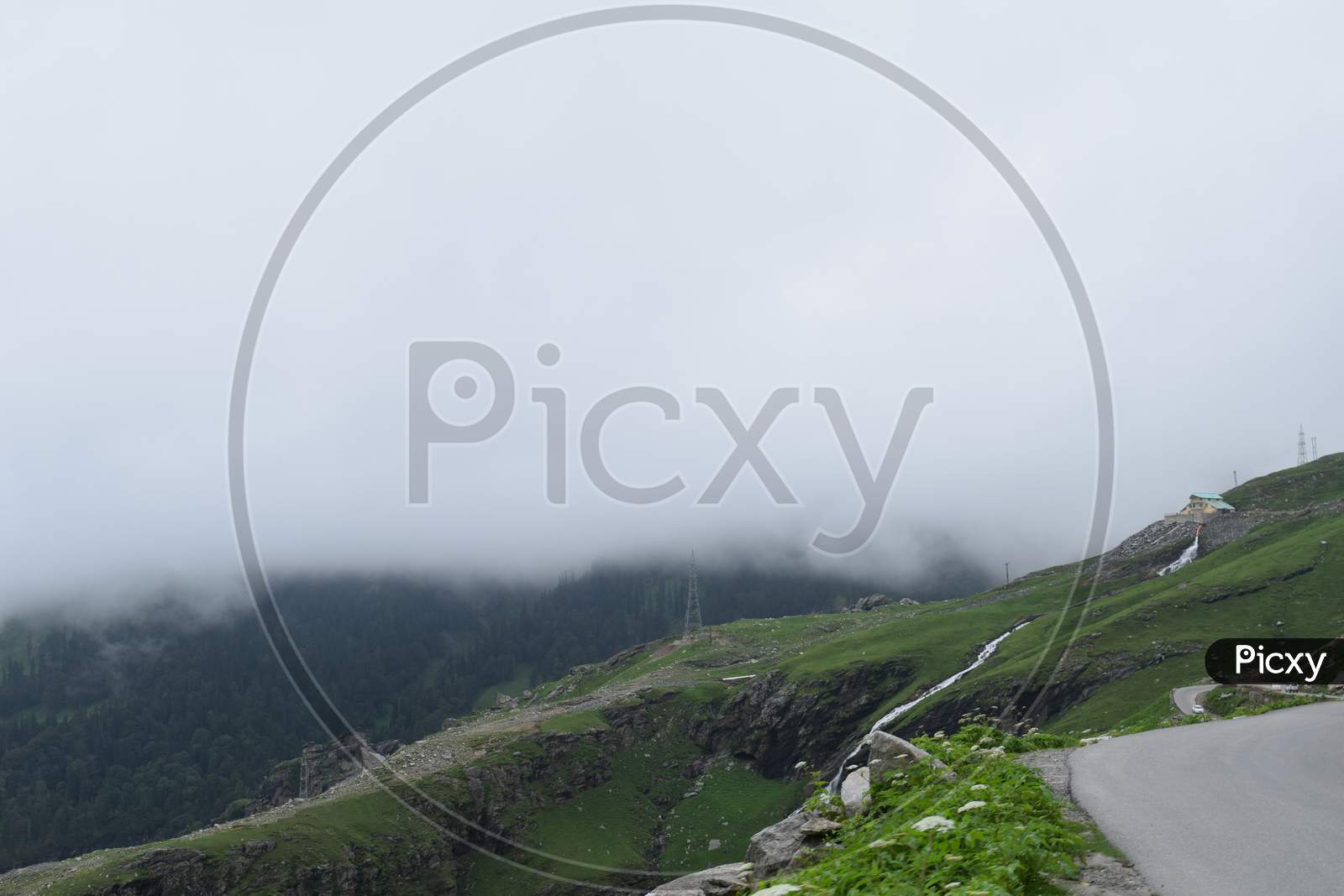 Image of The Picture of Scenic beauty of Himalayas in Manali and ...