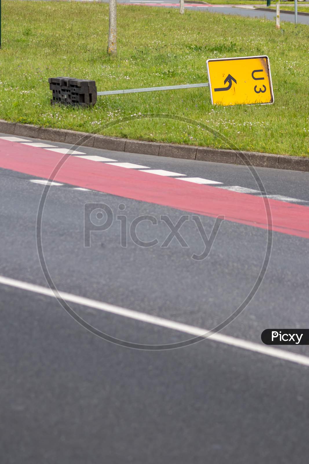 Image of Yellow traffic sign for redirection on urban streets forces ...