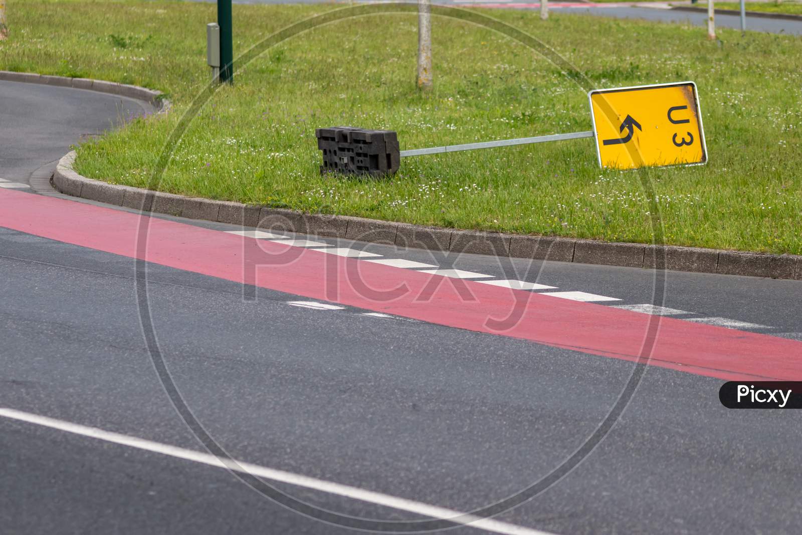 Image of Yellow traffic sign for redirection on urban streets forces ...
