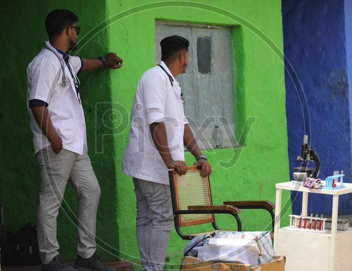 Image of SBI CSP MINI BANK RURAL AREAS, Social destinations-RR846415-Picxy