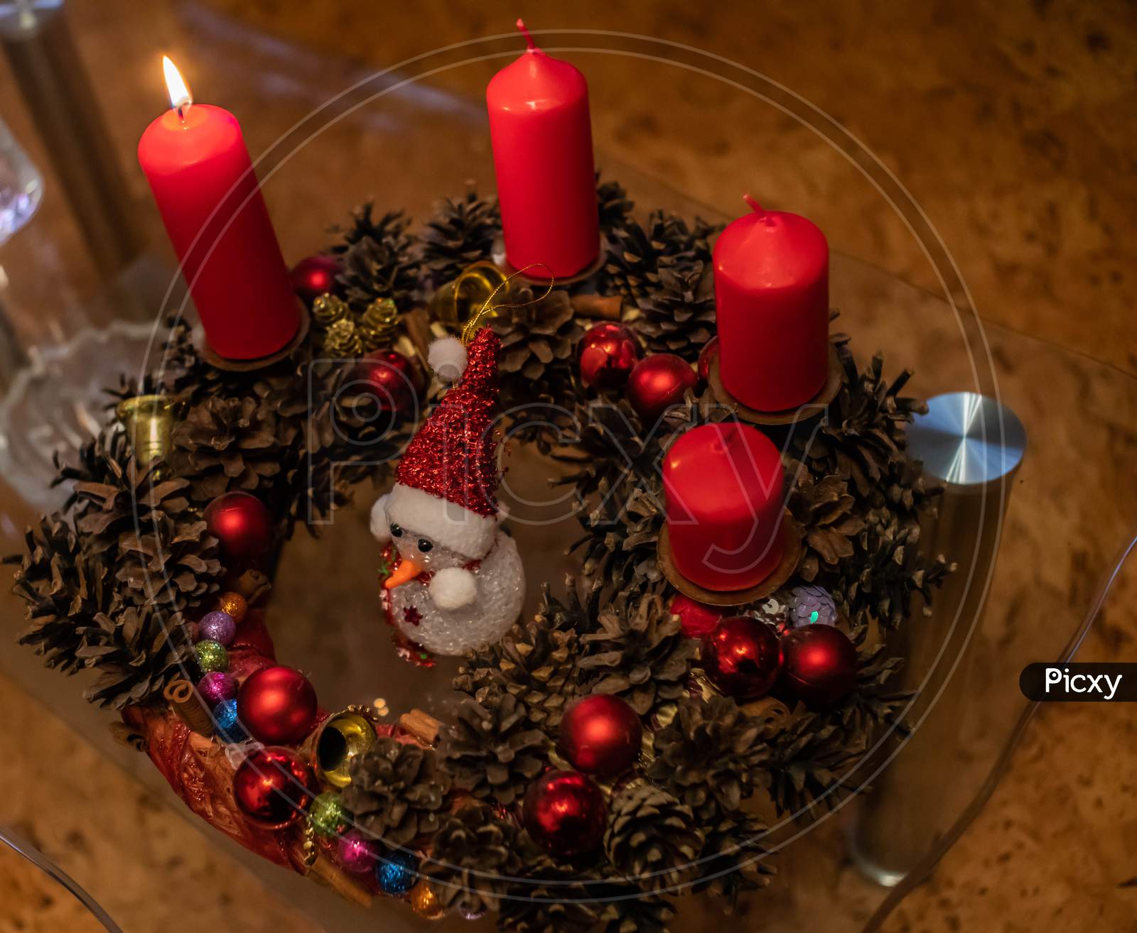 Image of Low-Key Studio Shot Of A Nice Advent Wreath With Baubles ...