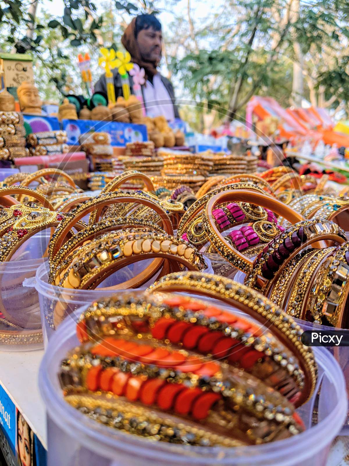 Image of INDIAN JEWELLERY(CHUDI)-HJ541363-Picxy