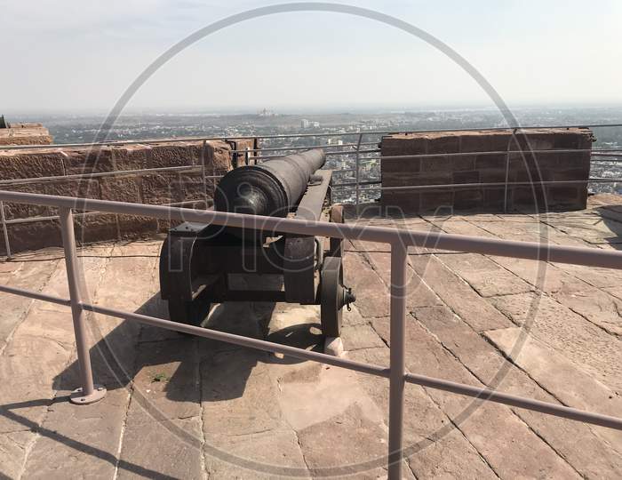 Image of A picture of cannons laid in a line, a strategic step to ...