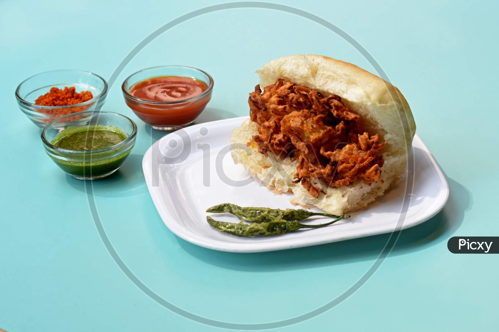 Image of Crispy Kanda Bhaji,Pyaj Pakode,Fried Onion Pakoda,Onion Bhaji ...