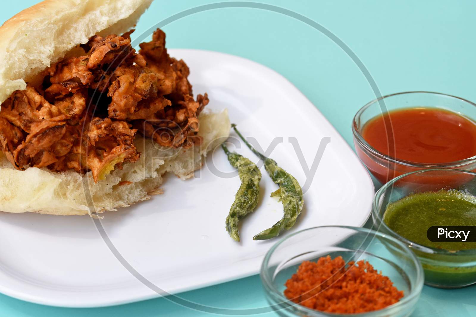 Image of Crispy Kanda Bhaji,Pyaj Pakode,Fried Onion Pakoda,Onion Bhaji ...