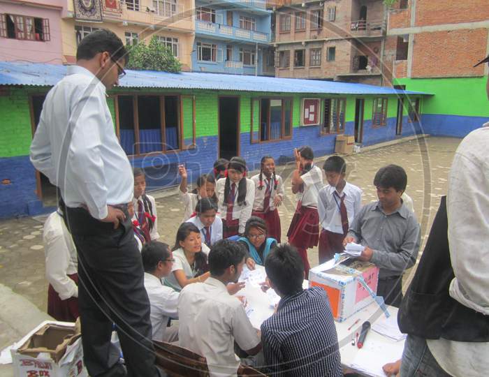 Image of Learning Election In School-FN698883-Picxy