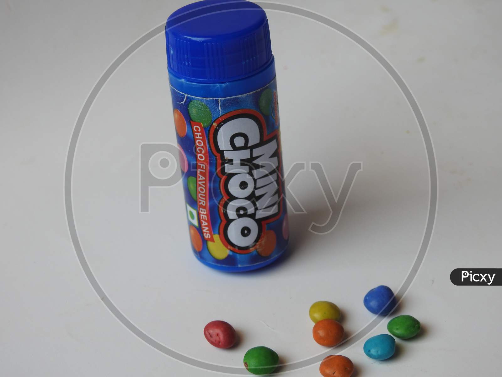 Image of Closeup of Mini Choco gems - Choco flavour colorful Beans and ...