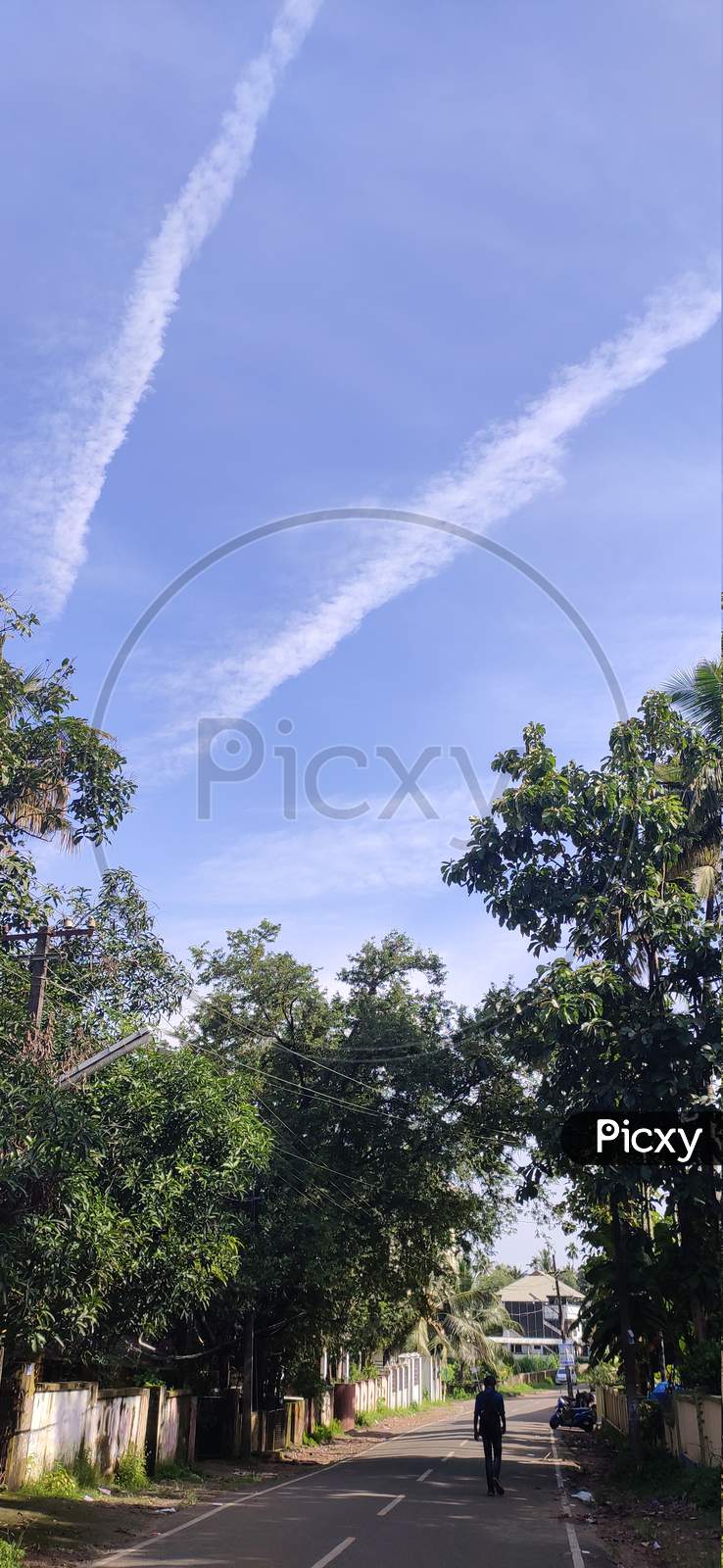 Image of Inside Fuse Rack Panel-LQ424253-Picxy