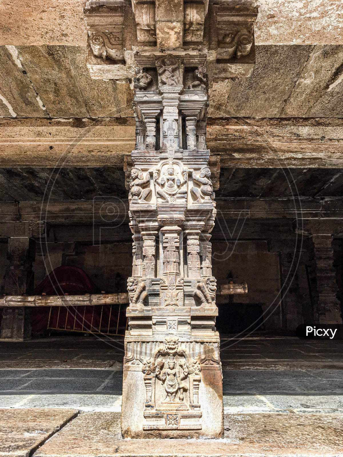 Image of Heritage design - Old Temple Pillar design-BQ379450-Picxy