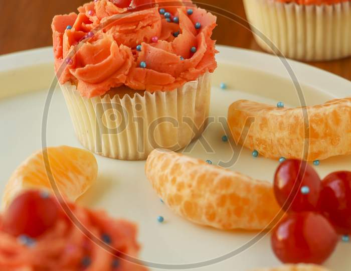 Image of Food Photograhy of Dessert, Natural light,muffins-SQ690139-Picxy