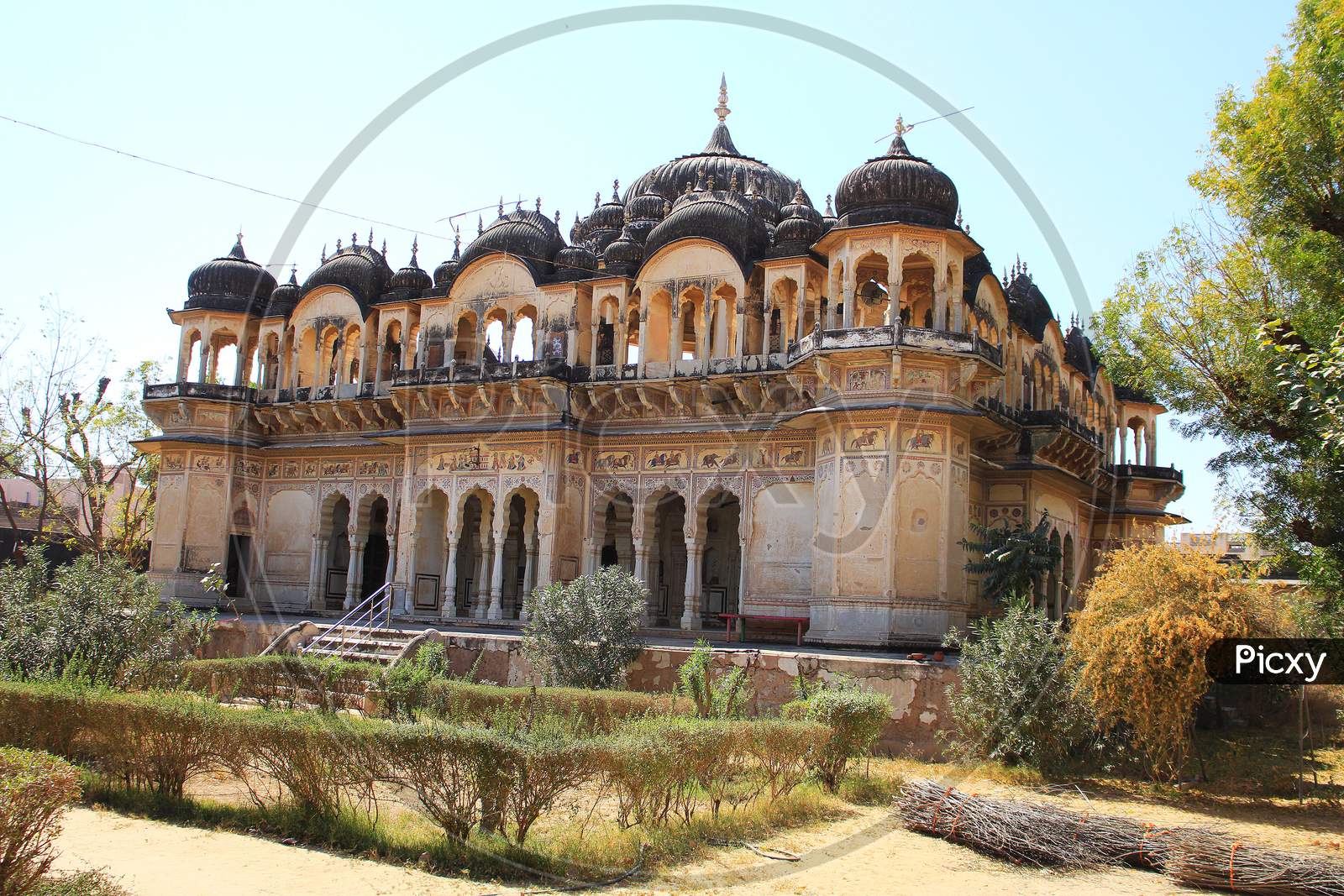 Image of Jagannath singhania chatriya in fatehpur shekhawati-DB731500-Picxy
