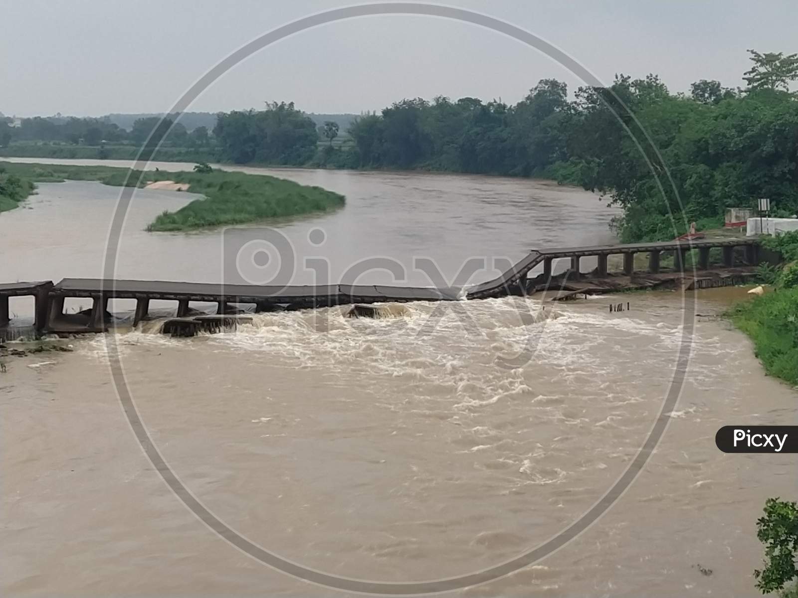 Image of River Broken Bridge-OZ371555-Picxy