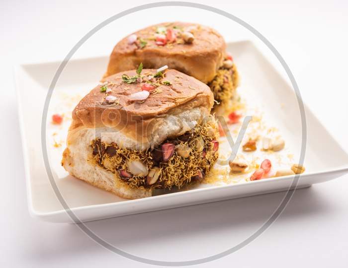 Image of Dabeli, Kutchi Dabeli Or Double Roti Is A Popular Snack Food ...