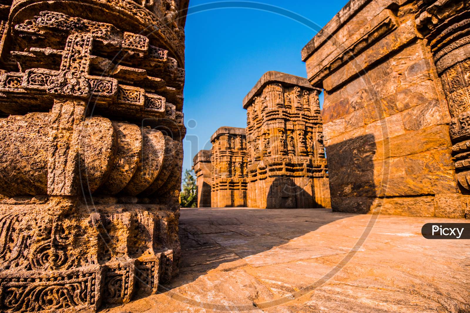 Image of Konark Sun Temple-UL808792-Picxy
