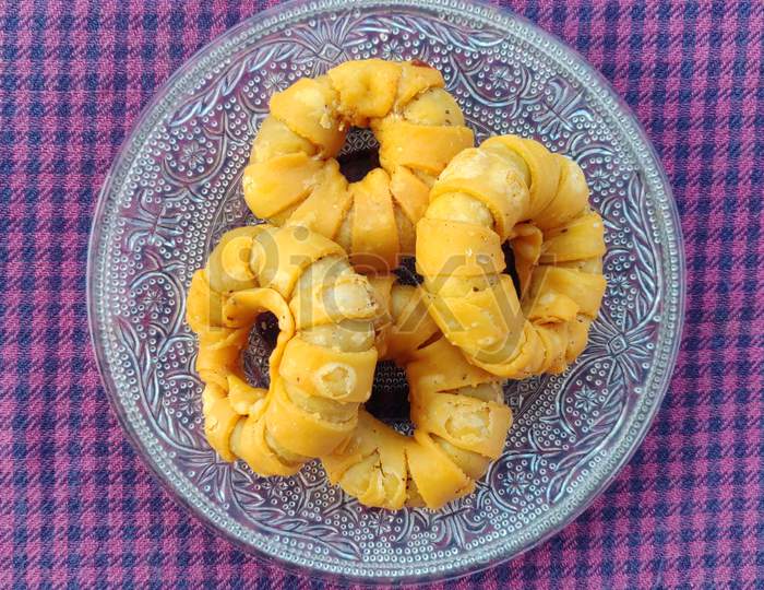 Image of Samosa is a popular fried triangular or circle form paties in ...