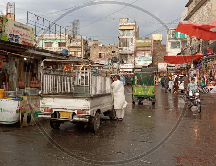 Image of pakistan rawalpindi banni market bazaar-EV926250-Picxy