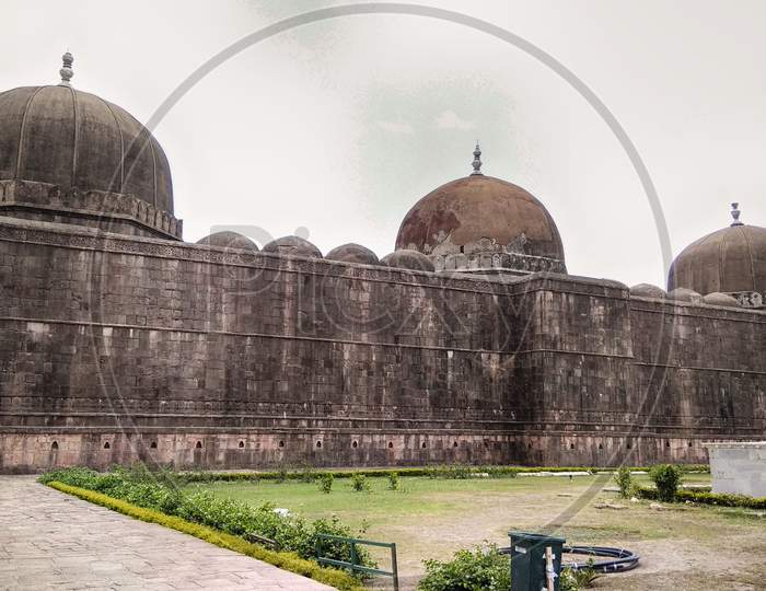 Image of Rani Roopmati's Mahal Mandu Indore Heritage Landscape-RG531909 ...