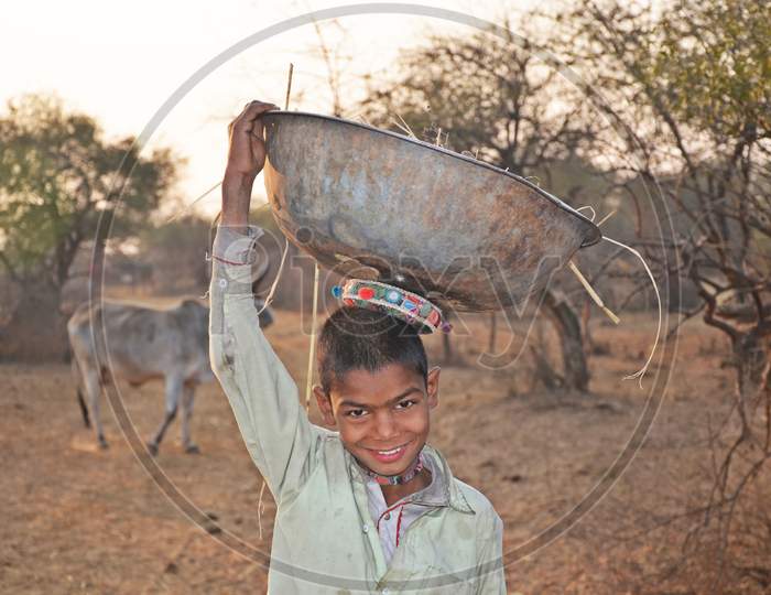 Image of gypsy man-OW011399-Picxy