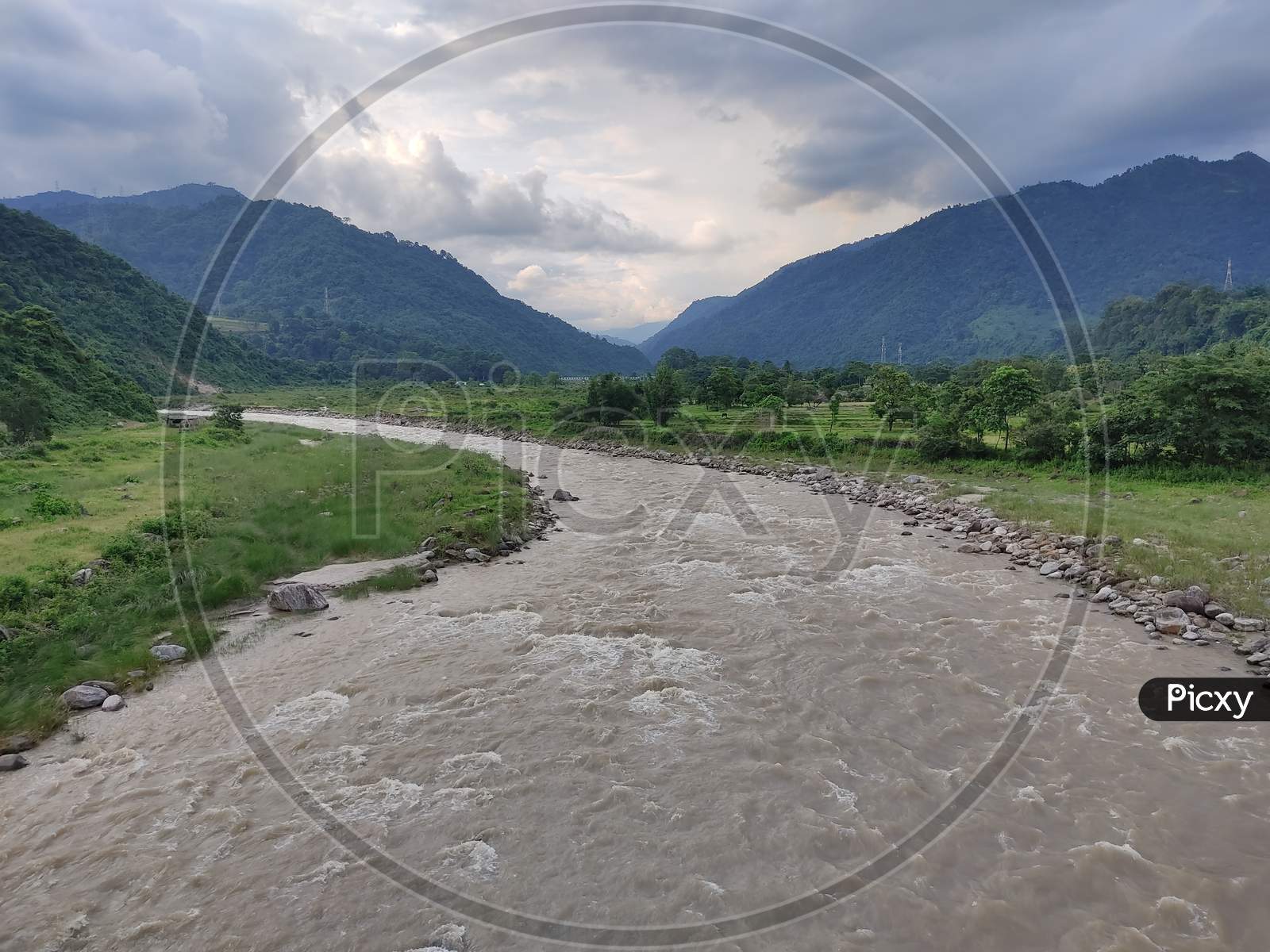 Image of Panighata-XB606932-Picxy